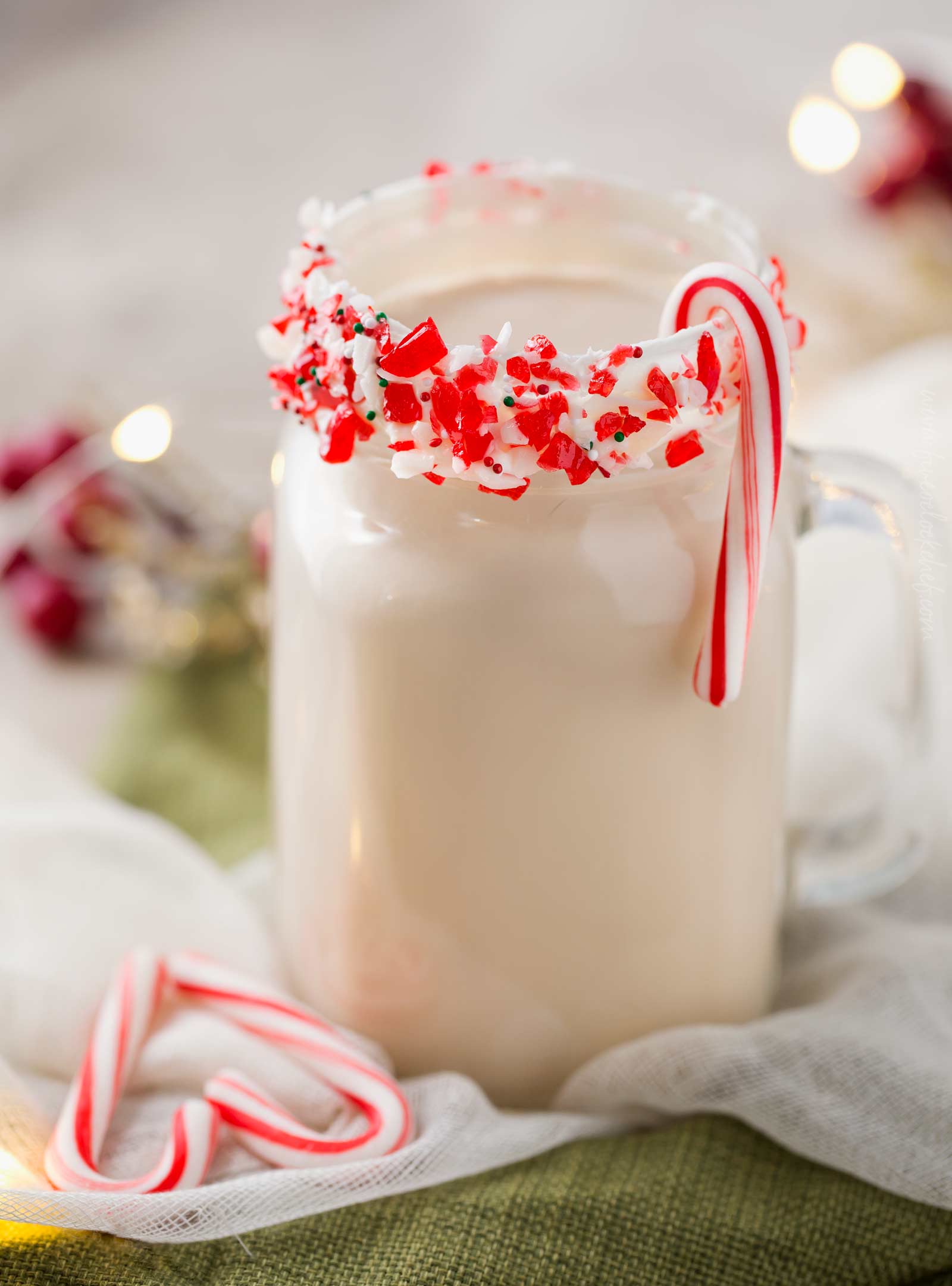 10 Minty-Fresh Recipes for Anyone Obsessed With Peppermint - FabFitFun