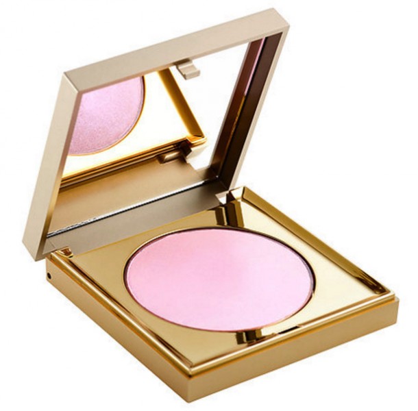 Holographic Highlighters Are About to Be Your Go-To Makeup Essential ...