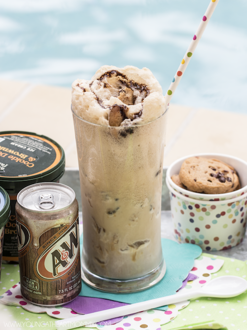 Boozy Float Drinks to Try Before Summer Ends - FabFitFun