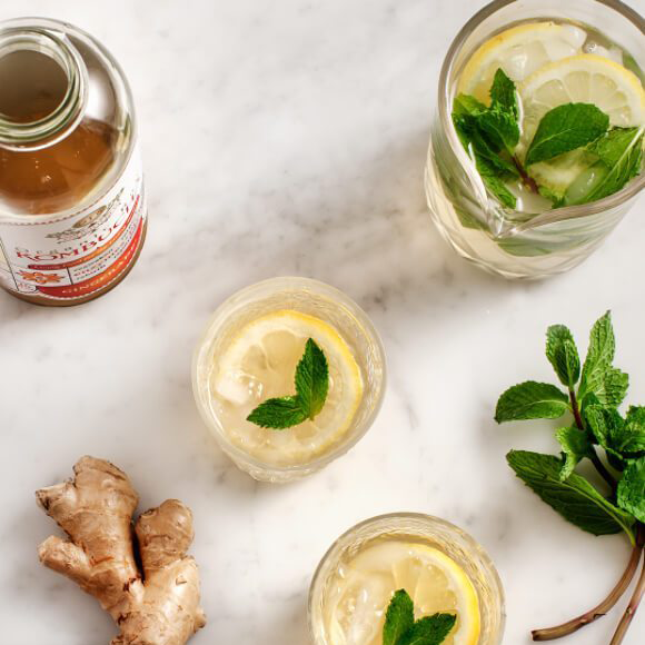 10 Low-Calorie Cocktail Recipes - FabFitFun