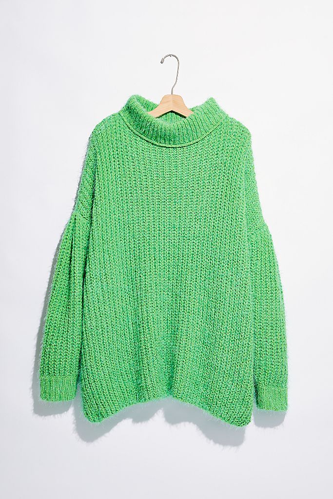 10 Oversized Sweaters That Look Anything But Frumpy - FabFitFun