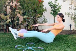 This Workout Will Tone Your Core in 12 Minutes - FabFitFun