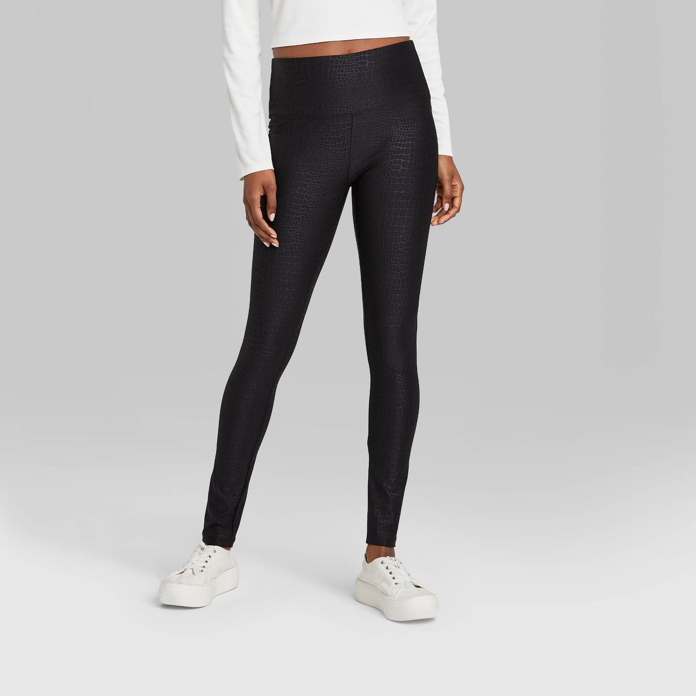 10 Pairs of Black Leggings That Are Anything But Basic - FabFitFun